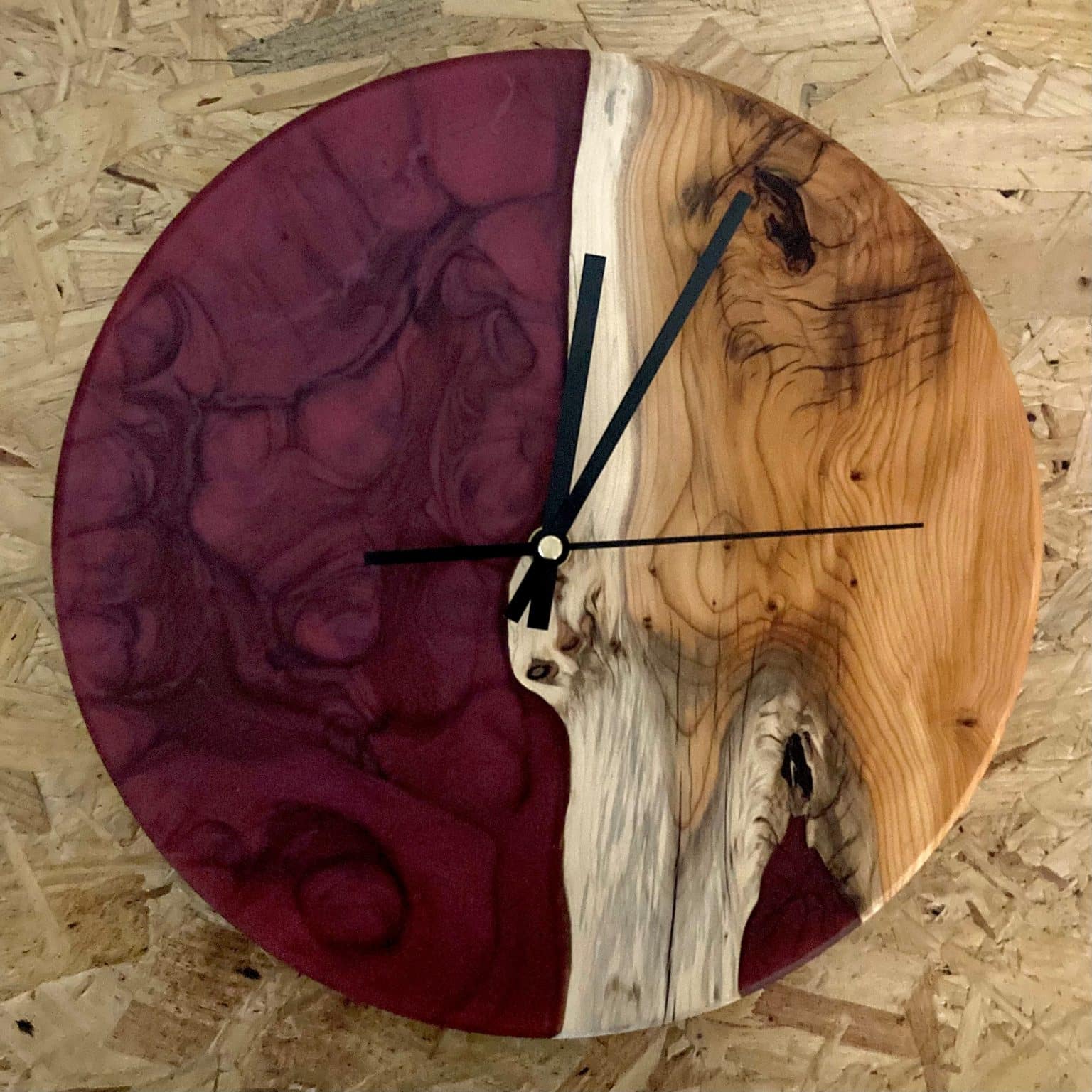 Yew & Raspberry Epoxy Resin Clock - Bark Design